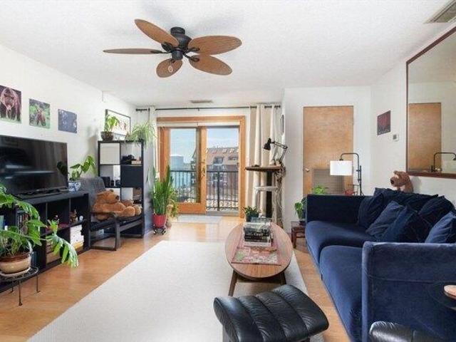 condo with 1 bedroom, Lynn MA DS103034106