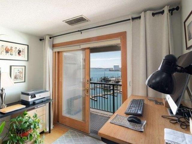 condo with 1 bedroom, Lynn MA ES102824859