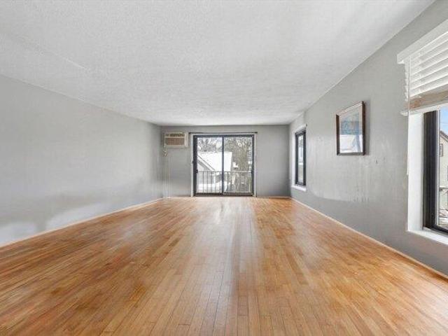 condo with 1 bedroom, Lynn MA ES103070376