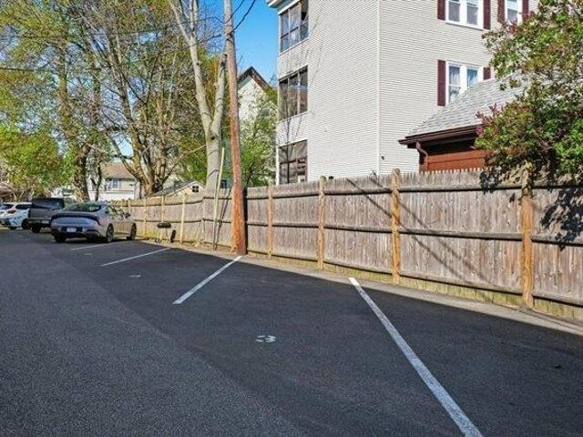 condo with 1 bedroom, Lynn MA ES103850597