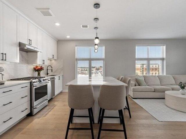 condo with 1 bedroom, m NH DS104351193