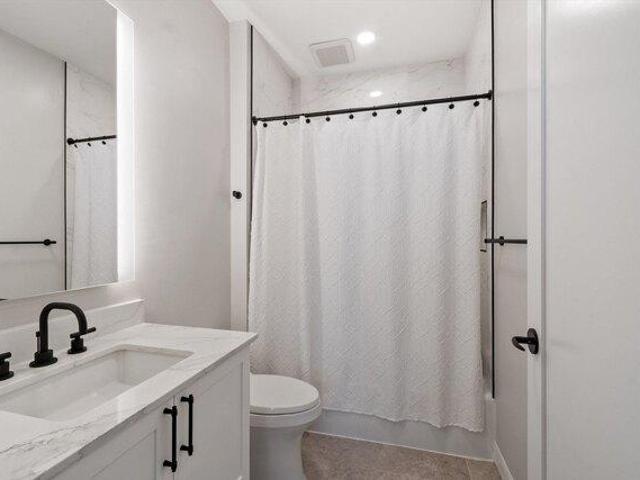condo with 1 bedroom, m NH ES105094972