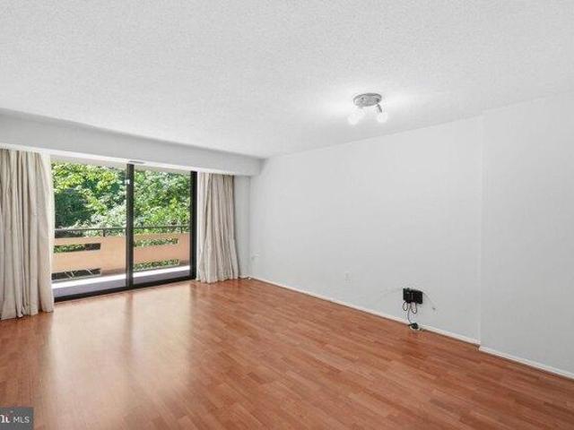 condo with 1 bedroom, McLean VA ES104907994