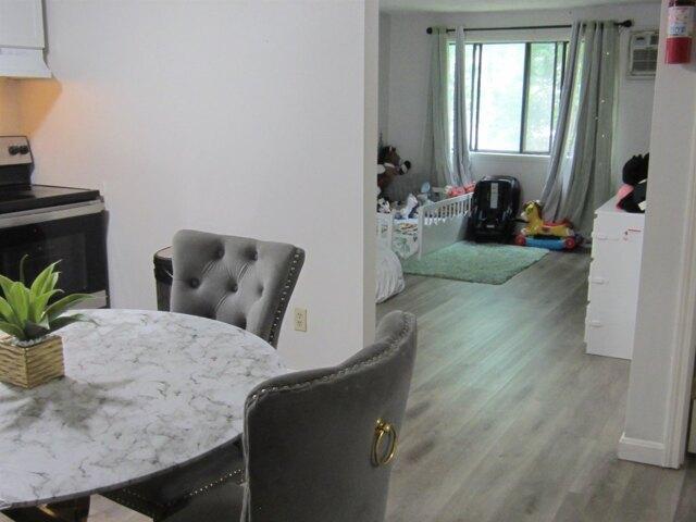 condo with 1 bedroom, Manchester NH DS104264109