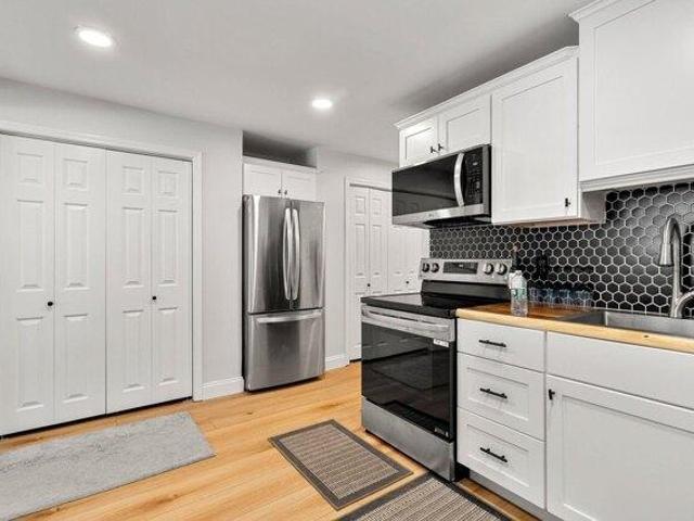 condo with 1 bedroom, Manchester NH DS103037554