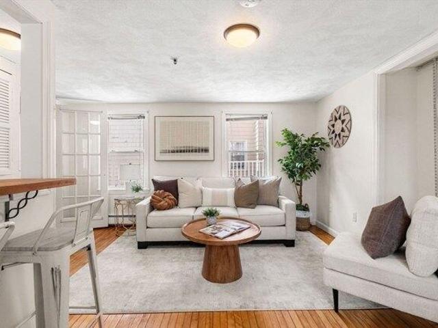 condo with 1 bedroom, Marblehead MA DS103928600