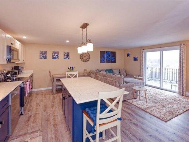condo with 1 bedroom, Marlborough MA ES103443526
