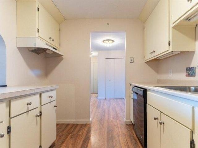 condo with 1 bedroom, Marlborough MA ES105193214