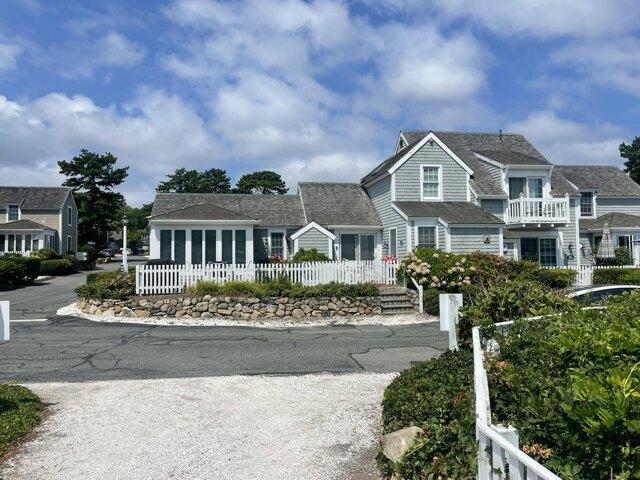 condo with 1 bedroom, Mashpee MA DS103037003
