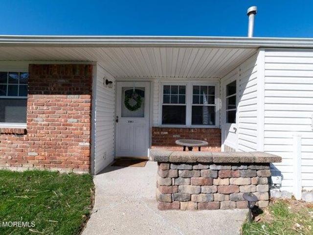 condo with 1 bedroom, Matawan NJ ES103626090