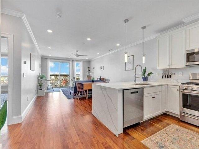 condo with 1 bedroom, Medford MA DS102724419