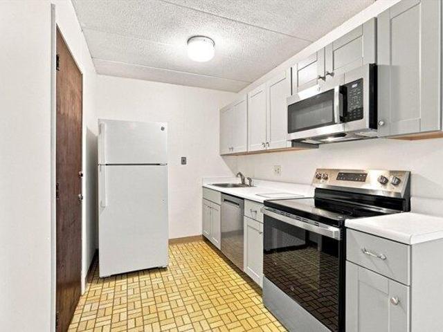 condo with 1 bedroom, Medford MA ES104907612
