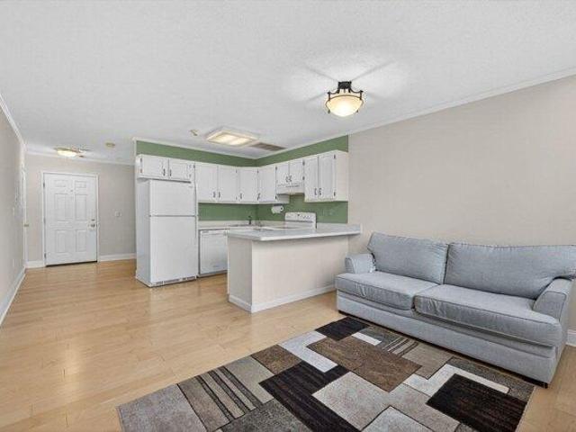 condo with 1 bedroom, Medford MA ES103849259