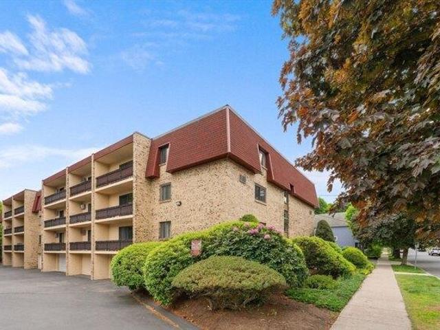 condo with 1 bedroom, Melrose MA DS103886913