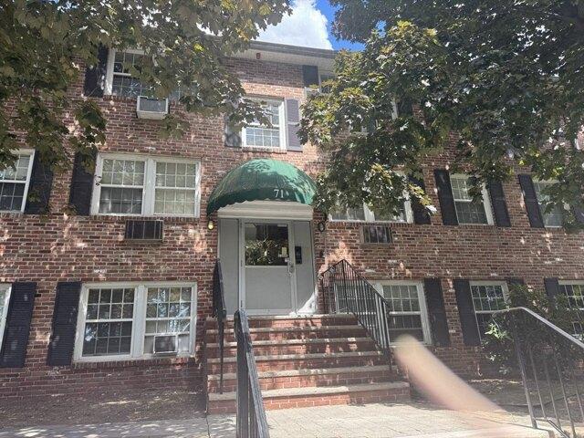 condo with 1 bedroom, Methuen MA ES104831370