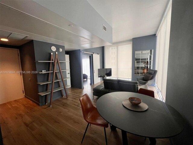 condo with 1 bedroom, Miami FL ES104899010