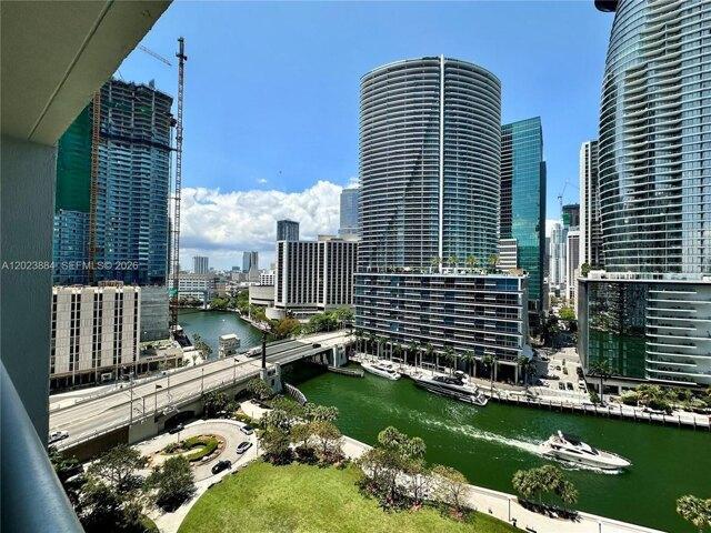 condo with 1 bedroom, Miami FL ES104899276