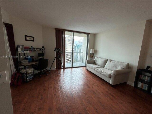 condo with 1 bedroom, Miami FL ES104900654