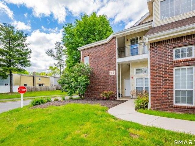 condo with 1 bedroom, Middletown CT DLS102442659