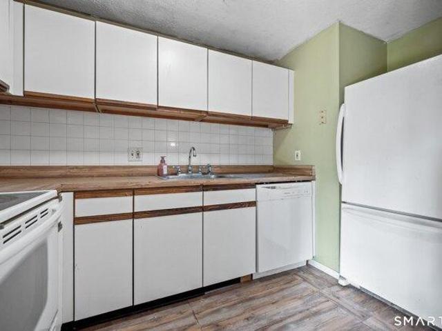 condo with 1 bedroom, Middletown CT DS104297981