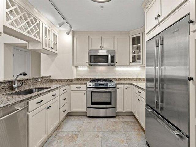 condo with 1 bedroom, Milton MA DS102410335