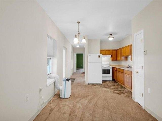 condo with 1 bedroom, Milton VT ES105156926
