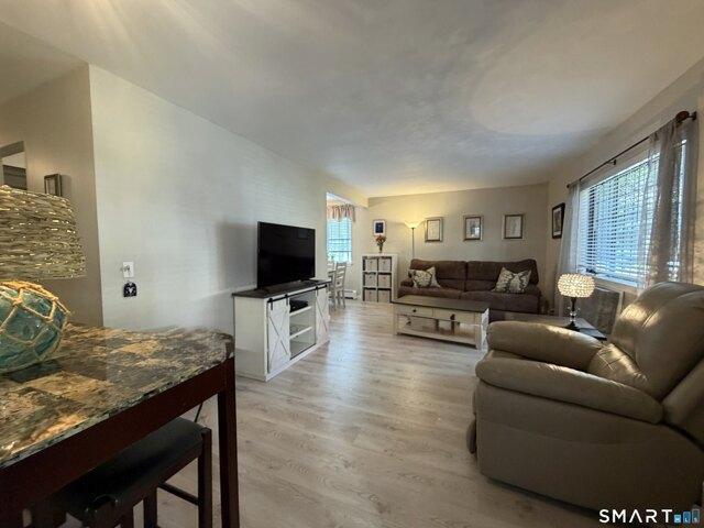condo with 1 bedroom, Milford CT DS104115986