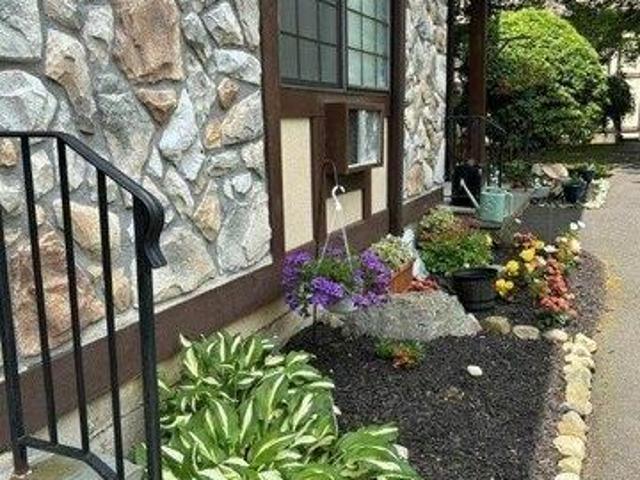 condo with 1 bedroom, Milford CT DS104116461