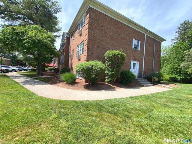 condo with 1 bedroom, Milford CT DS102824205
