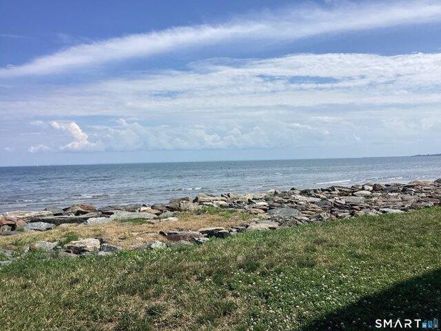 condo with 1 bedroom, Milford CT ES104849357