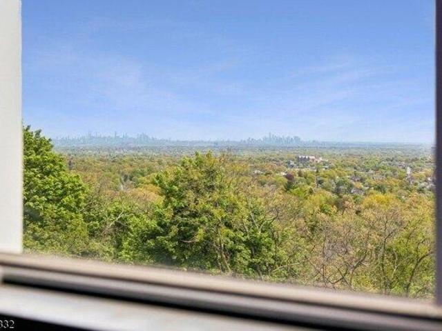condo with 1 bedroom, Montclair NJ ES104567342
