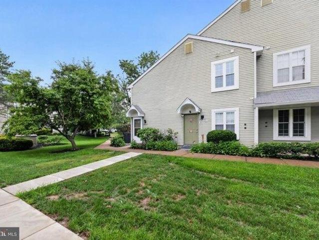 condo with 1 bedroom, Mount Laurel NJ ES104869679