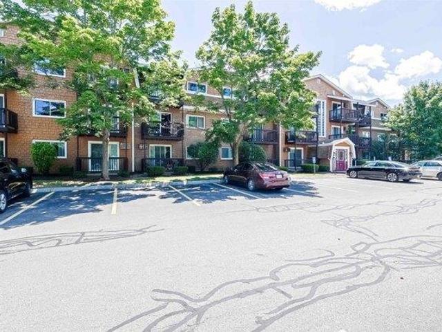 condo with 1 bedroom, Nashua NH ES104946962
