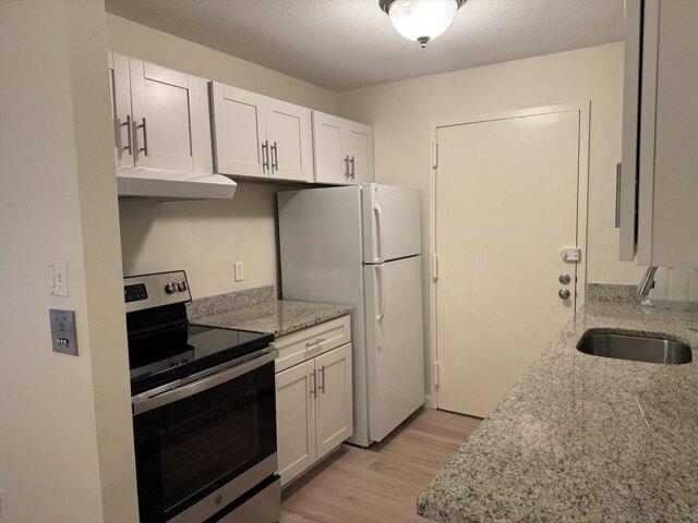 condo with 1 bedroom, Natick MA DS102479002