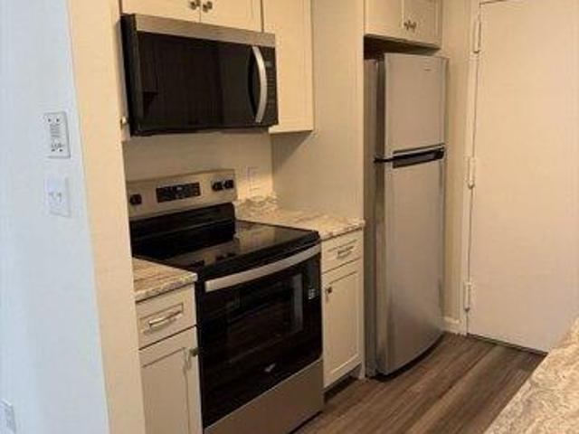 condo with 1 bedroom, Natick MA DS102061636