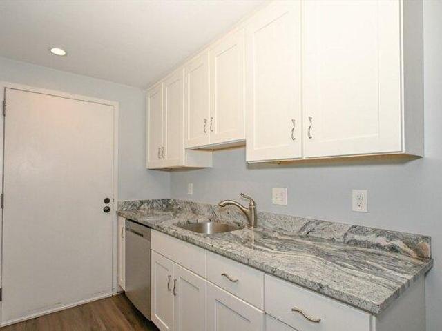 condo with 1 bedroom, Natick MA ES103017004