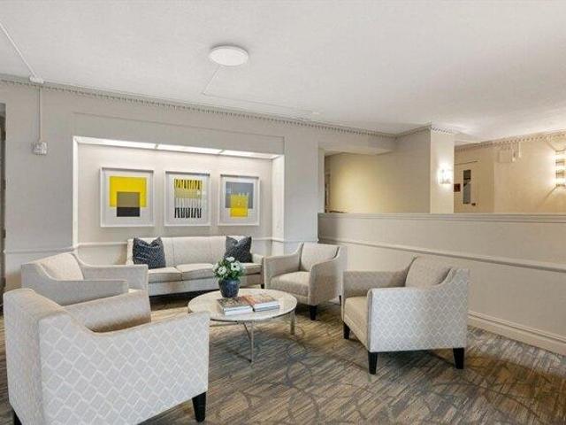 condo with 1 bedroom, Newton MA DS101998731