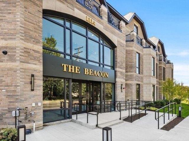 condo with 1 bedroom, Newton MA DS102825042