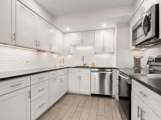 condo with 1 bedroom, Newton MA DS102028035