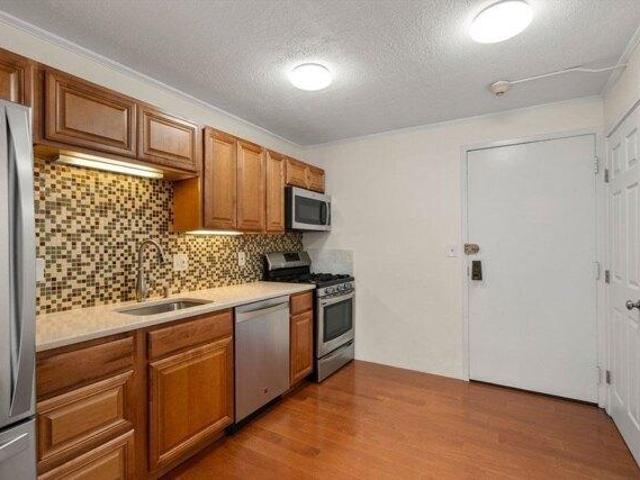 condo with 1 bedroom, Newton MA ES104833394