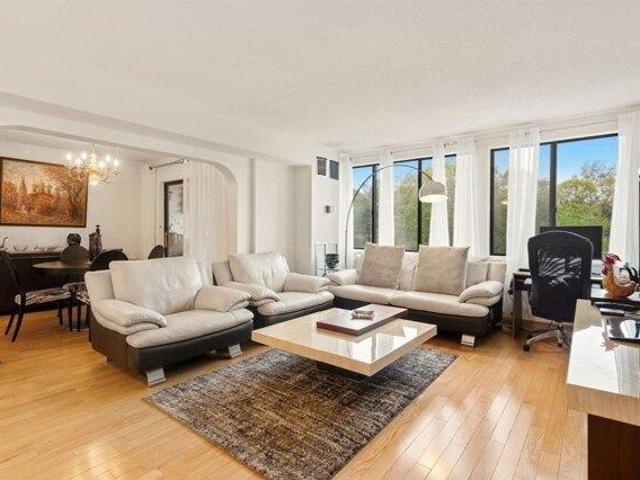 condo with 1 bedroom, Newton MA ES104835078