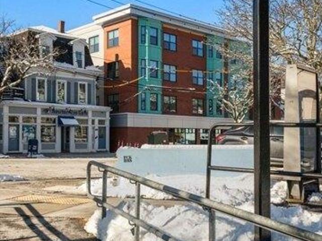 condo with 1 bedroom, Newton MA ES104904093