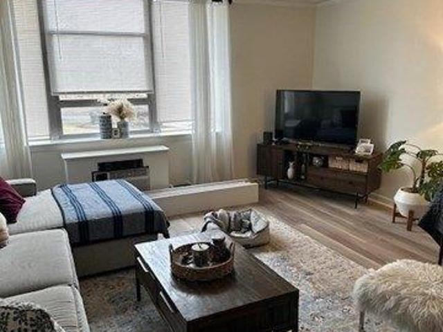 condo with 1 bedroom, Newton MA ES104079204