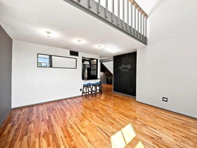 condo with 1 bedroom, Newton MA ES105651963