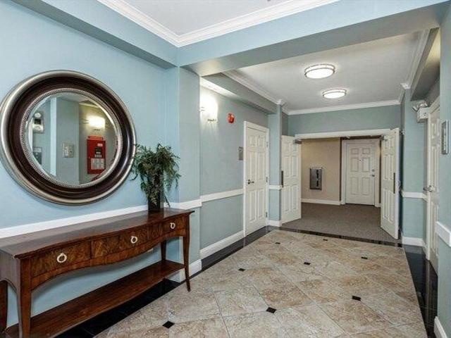 condo with 1 bedroom, Newton MA ES105081039