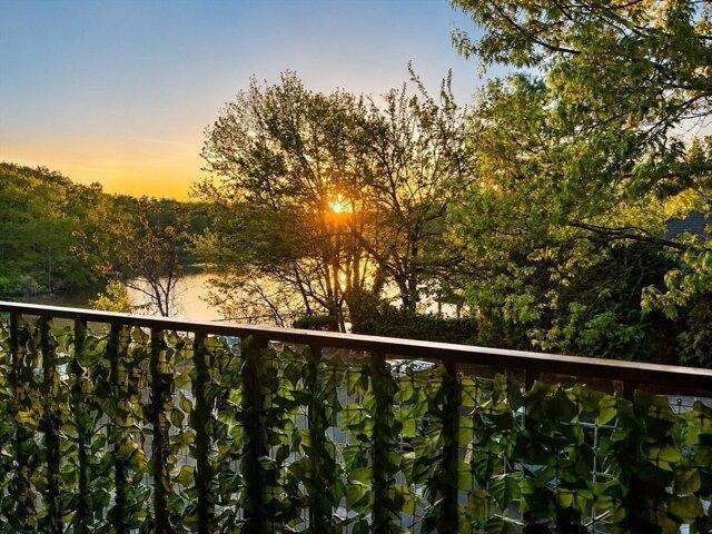 condo with 1 bedroom, Newton MA ES105240347
