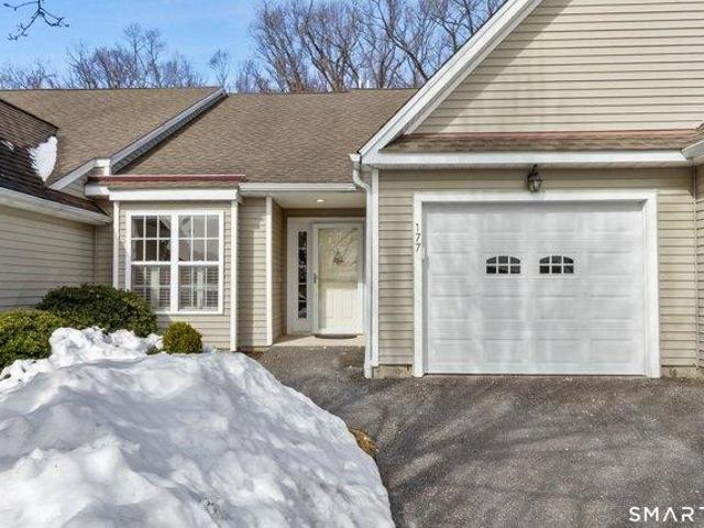 condo with 1 bedroom, Newtown CT DLS102828392