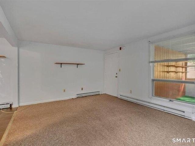 condo with 1 bedroom, New Britain CT ES104605981