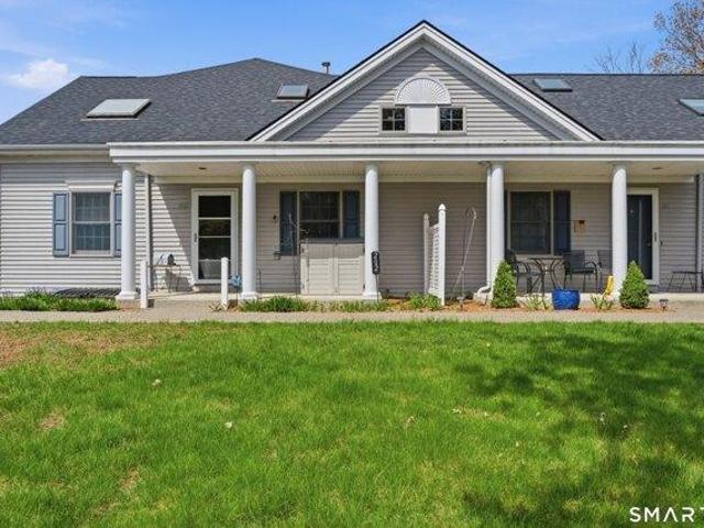condo with 1 bedroom, New Fairfield CT DS102218359