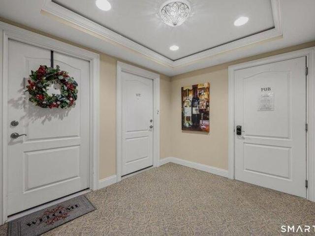 condo with 1 bedroom, New London CT DS103184901